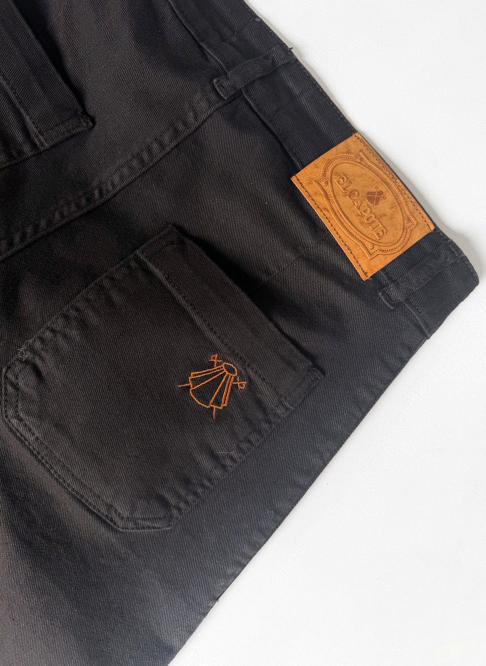 Pantalón Marrón Vaquero pierna Ancha Mujer – El Capote